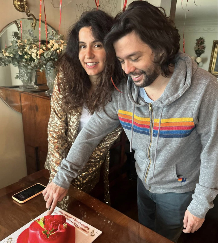 Şebnem Çapa'dan Oğluna ve Gelinine Doğum Günü Sürprizi | Maxi Magazin