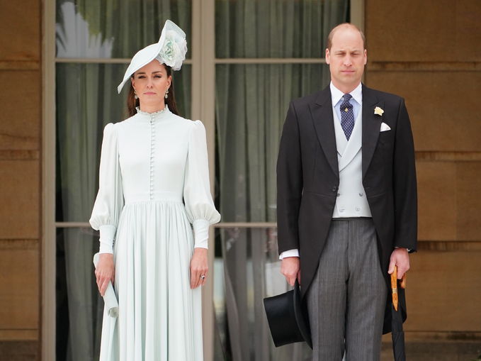 Saray Sonunda Konuştu: Prenses Kate Middleton Nerede? | Maxi Magazin