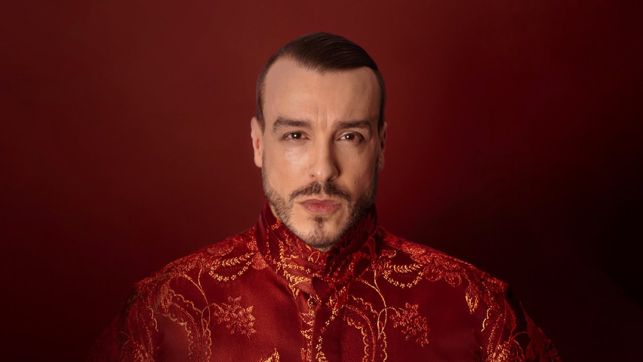 Cem Adrian’ın Merakla Beklenen Şarkısı “Helal” Yayında | Maxi Magazin