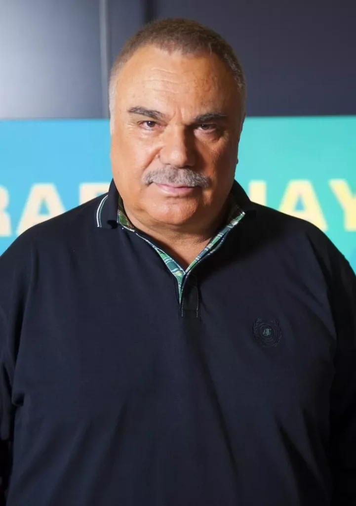 Halil Ergün, Uzun Aradan Sonra Yeniden Kamera Karşısına Çıkacak | Maxi ...